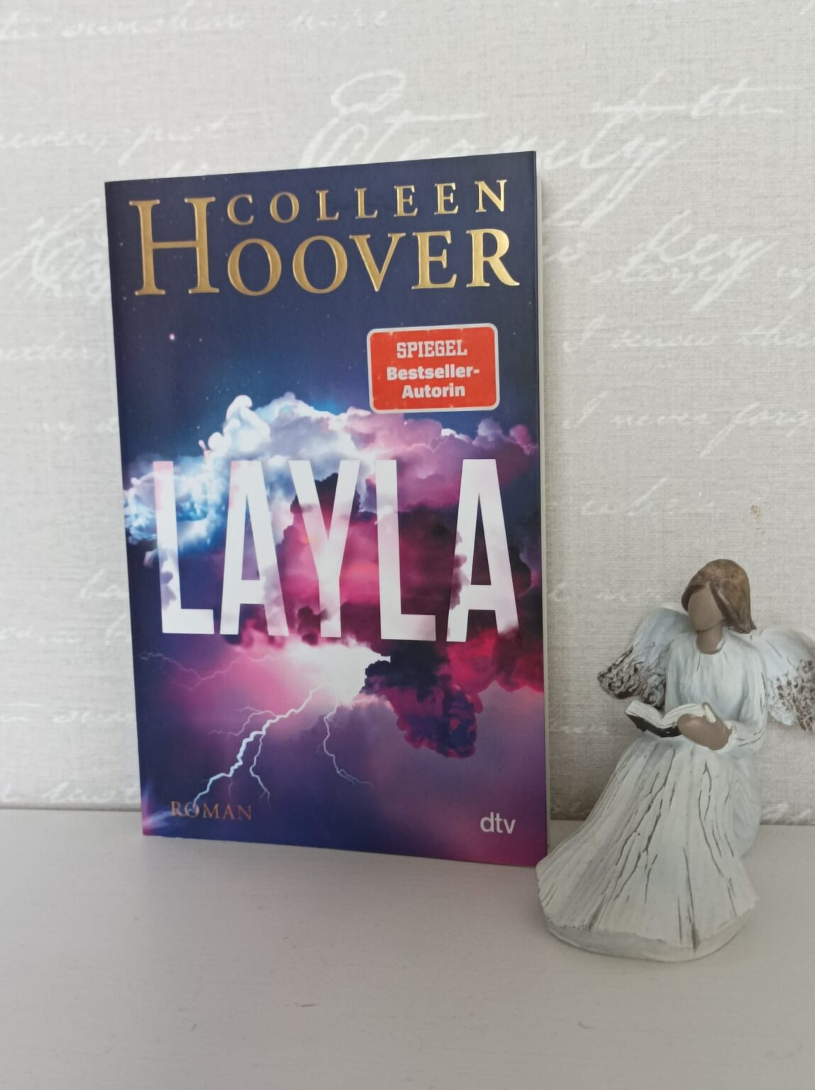 Rezension: „Layla“ von Colleen Hoover – Buchspinat